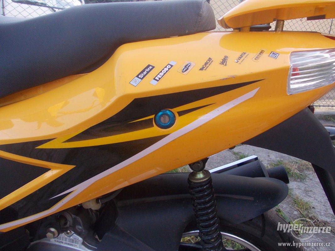 Skútr do 50ccm, řidičák AM - bazar - Hyperinzerce.cz