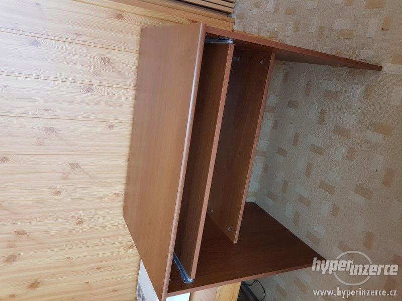 Stolek pod PC - bazar - Hyperinzerce.cz