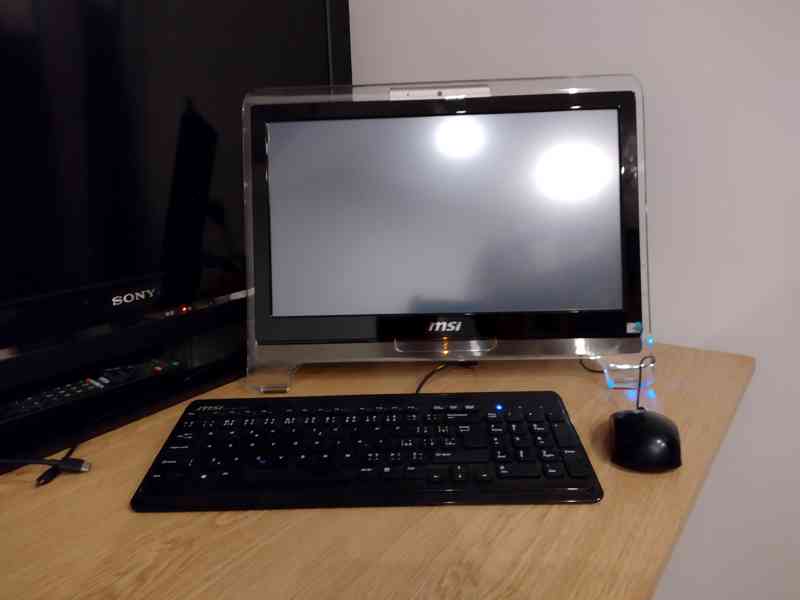 MSI MS-A923, Windows 10, Intel Atom, 2 GB RAM - bazar - Hyperinzerce.cz