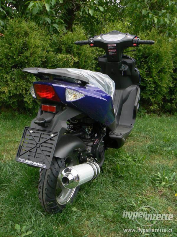 Nový skútr Znen F22, 50cc čtyřtakt - bazar - Hyperinzerce.cz