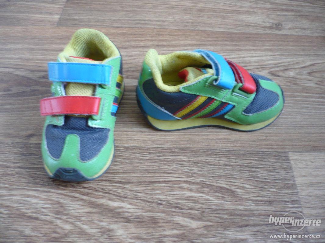 Krásné barevné botasky/tenisky - bazar - Hyperinzerce.cz
