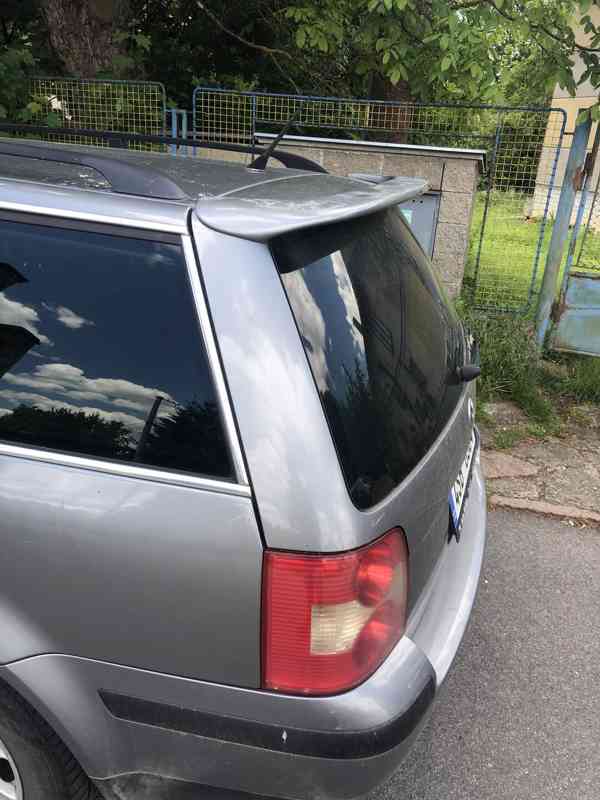 Spoiler kridlo VW PASSAT COMBI B5 B5.5 - bazar - Hyperinzerce.cz