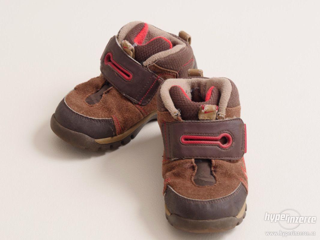 Kotníčkové botasky Nike - bazar - Hyperinzerce.cz