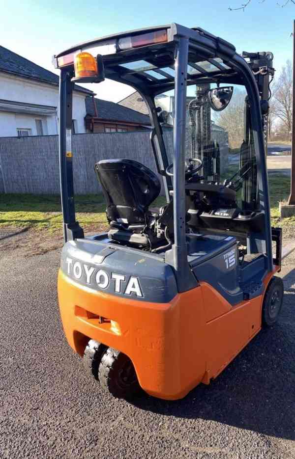 vysokozdvižný vozík Toyota Targonca - bazar - Hyperinzerce.cz