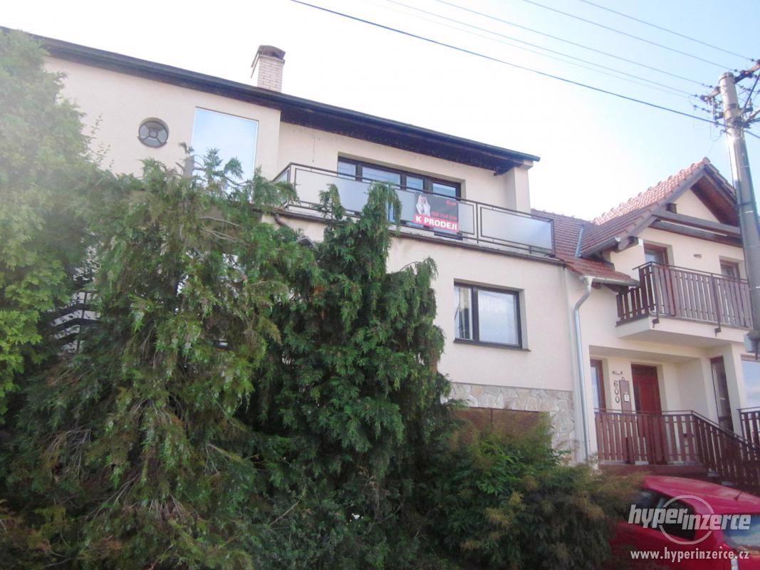 K prodeji dvougenerační RD 7+2, Říčany u Brna - bazar - Hyperinzerce.cz