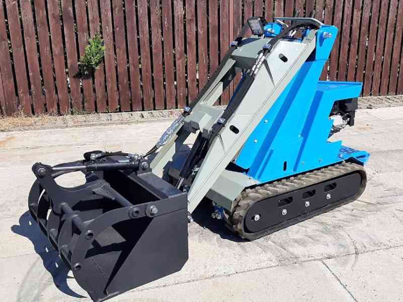 Mini Micro Loader smykem řízený nakladač - bazar - Hyperinzerce.cz