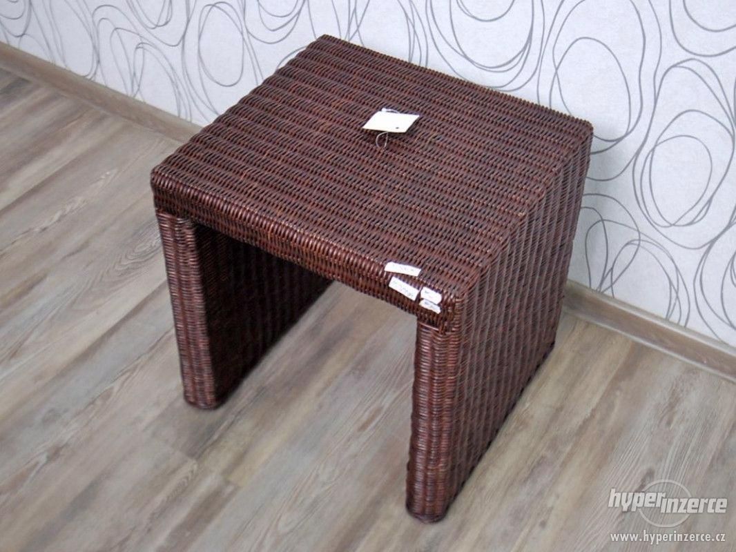 Taburet ratan ( 15399 ). - bazar - Hyperinzerce.cz