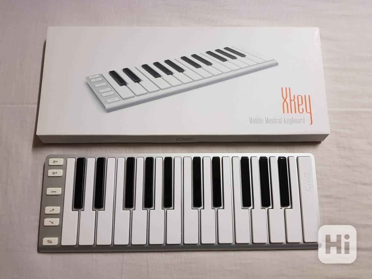 CME XKEY 25 (USB) midi controller - bazar - Hyperinzerce.cz