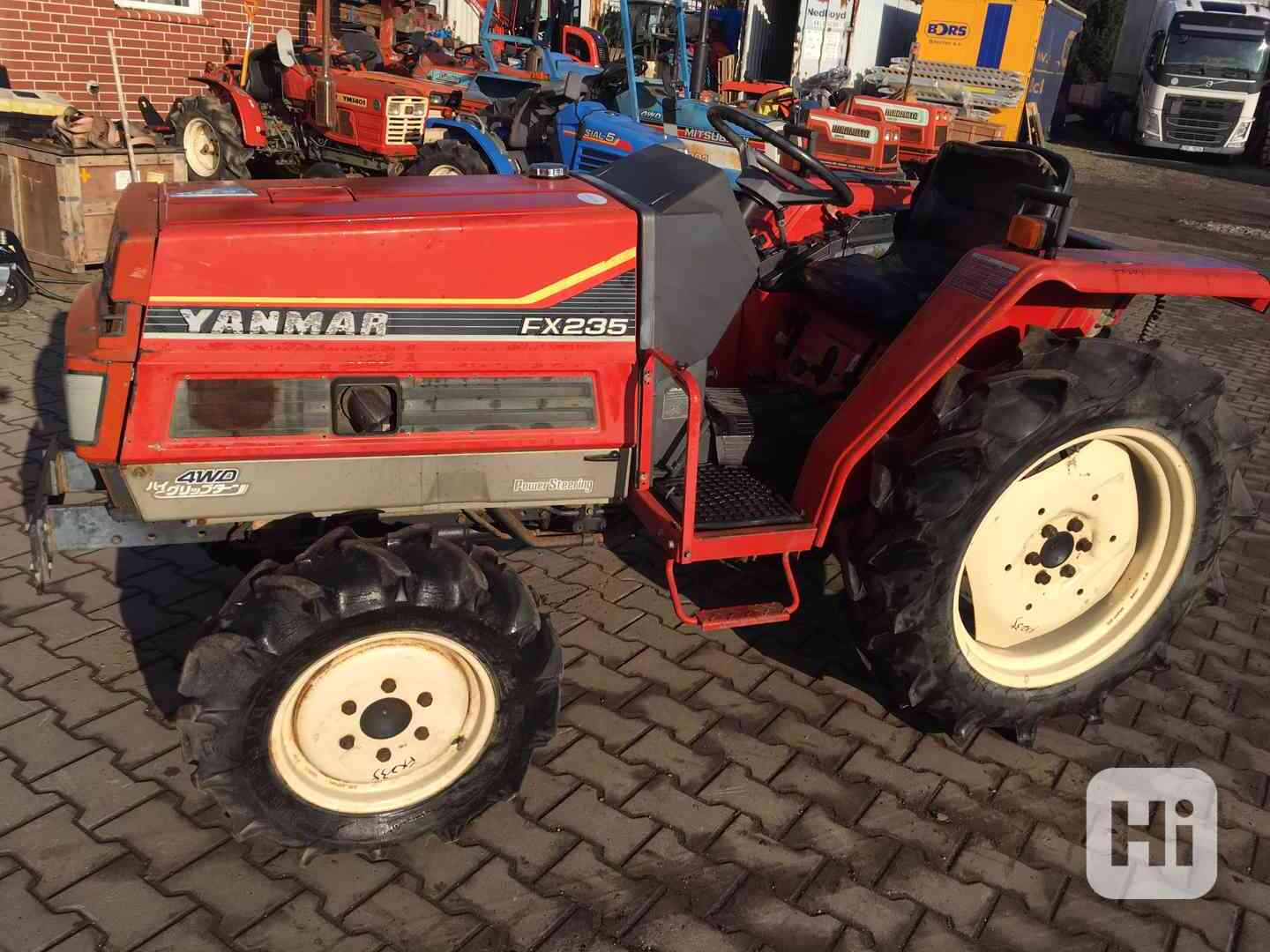 Malotraktor traktor 4x4 Yanmar FX235, výkon 23 Hp - bazar - Hyperinzerce.cz