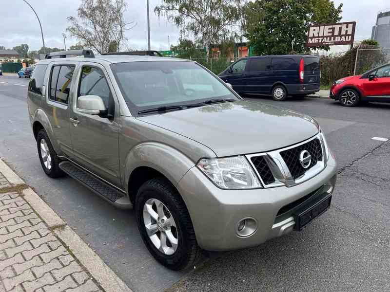 Nissan Pathfinder 2.5 dCi SE Aut. 140kw - bazar - Hyperinzerce.cz