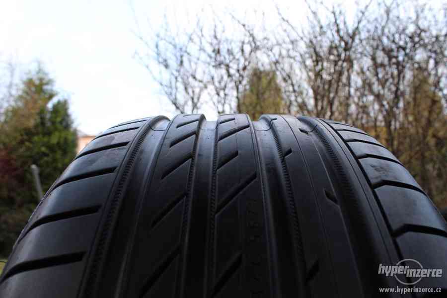 LETNÍ PNEU NOKIAN 255/40/19-4Ks - bazar - Hyperinzerce.cz