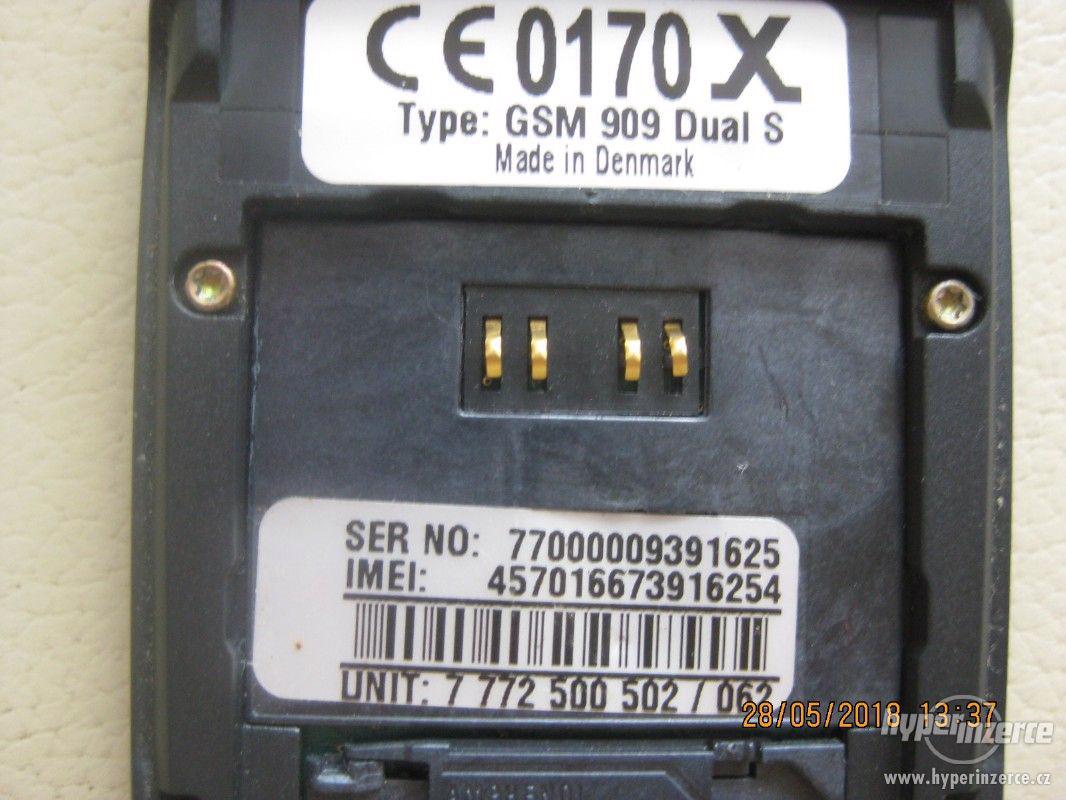 Bosch 909 DUAL S - historické telefony z r.2000 od 150,-Kč - bazar ...
