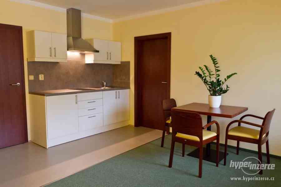 Pronájem bytu 2+kk 55 m² - bazar - Hyperinzerce.cz