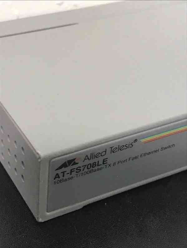 8portový ethernetový přepínač Allied Telesyn AT-FS708LE - bazar - Hyperinzerce.cz