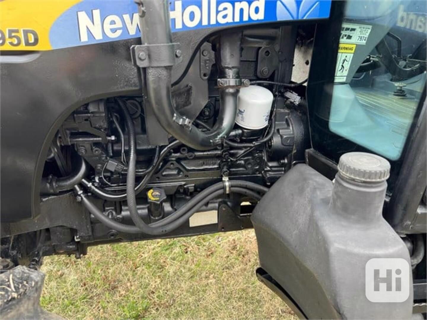 Traktor NEW HOLLAND TD95D - bazar - Hyperinzerce.cz