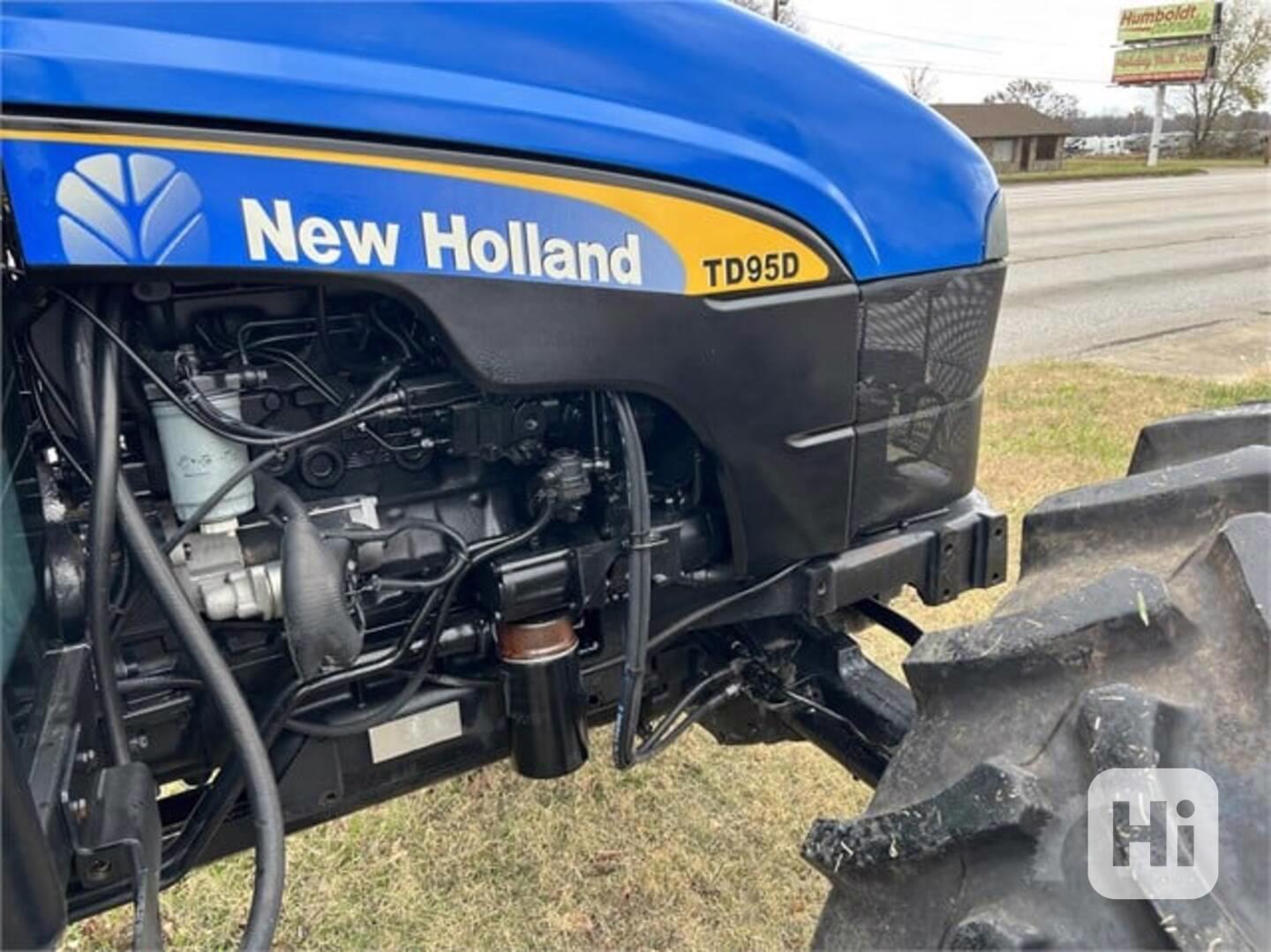 Traktor NEW HOLLAND TD95D - bazar - Hyperinzerce.cz