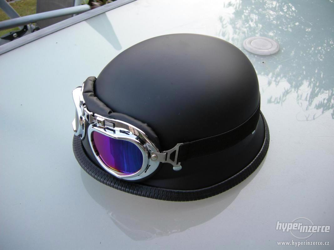 Luxusní helma na MOTO retro s brýlema - ÚPLNĚ NOVÁ - bazar ...
