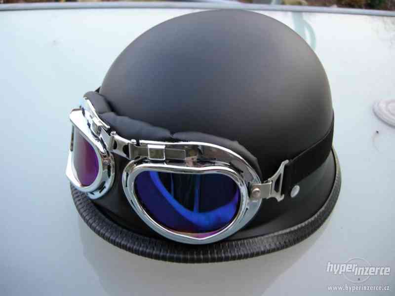 Luxusní helma na MOTO retro s brýlema - ÚPLNĚ NOVÁ - bazar ...