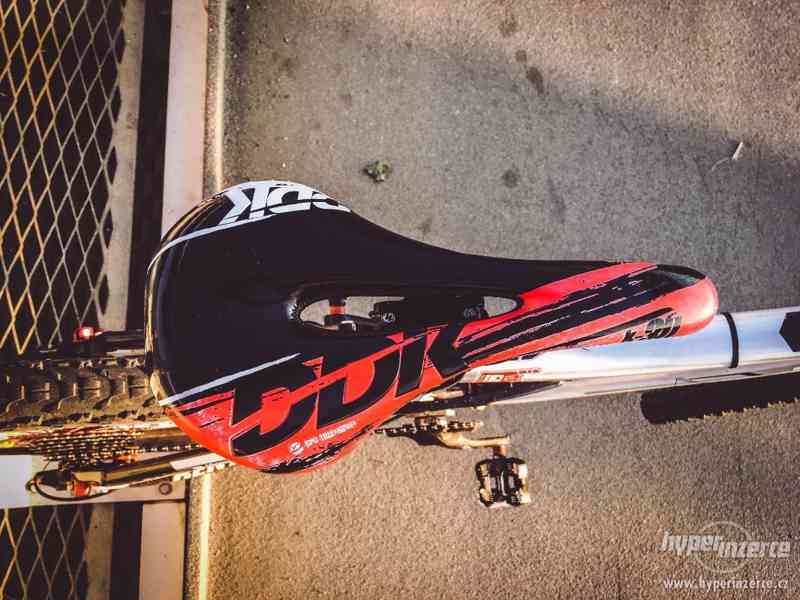Enduro Agang Cult TOP - bazar - Hyperinzerce.cz