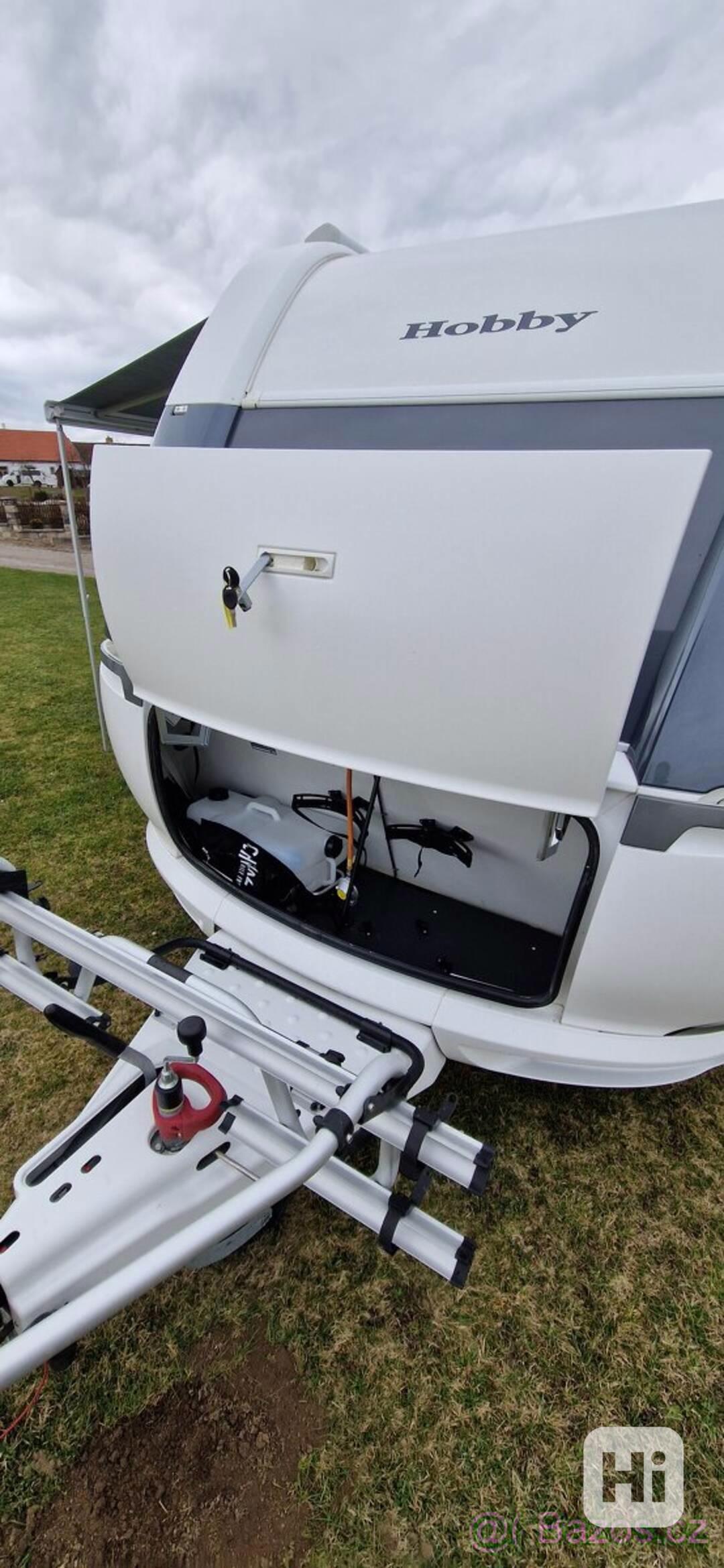 Karavan HOBBY ONTOUR 390 SF 2019 TOP, MARKÝZA, MOVER - bazar - Hyperinzerce.cz