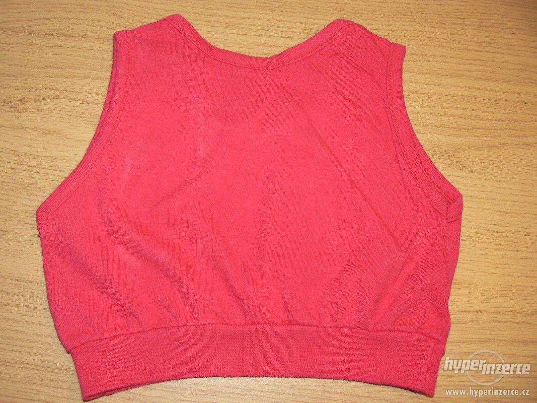 Dívčí krátké tílko červené - vel.122 - bazar - Hyperinzerce.cz