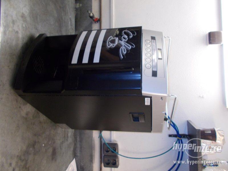 Automatický kávovar Mini RHEA - bazar - Hyperinzerce.cz