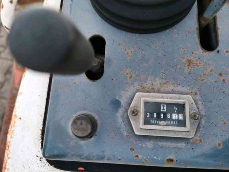 IHI IS-7FX minibagr 790kg - bazar - Hyperinzerce.cz