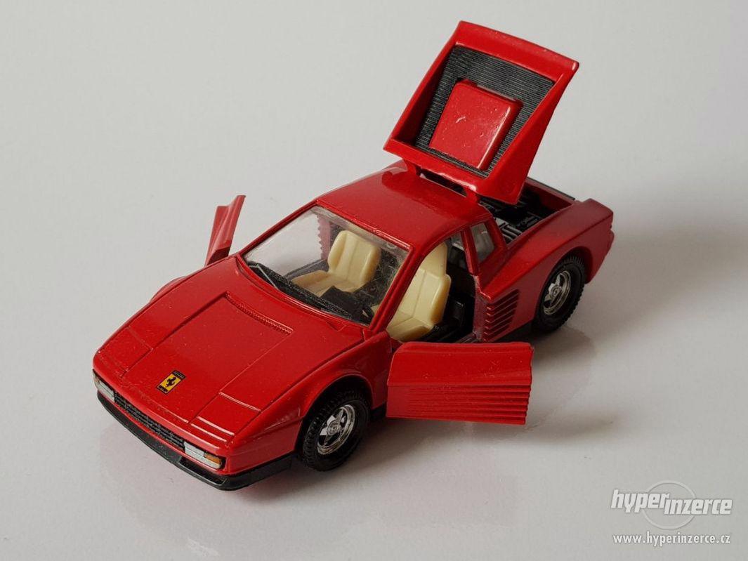 Matchbox Ferrari Testarossa Red Body Superkings Two Toy Mode - bazar ...