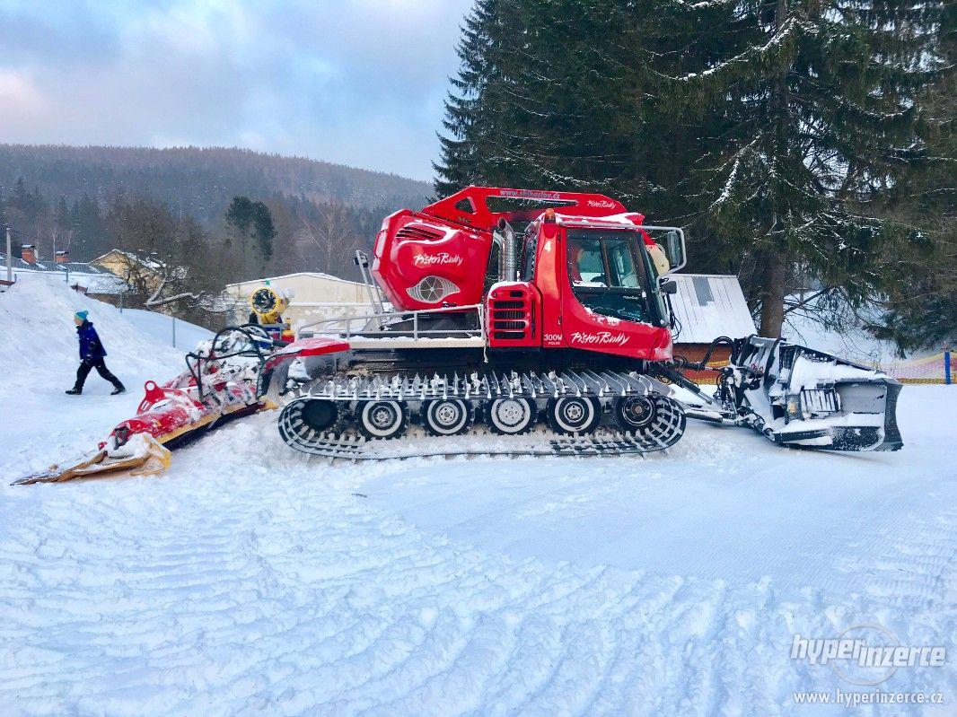 Sněžná rolba PistenBully PB300W Polar s navijákem k prodeji - bazar ...