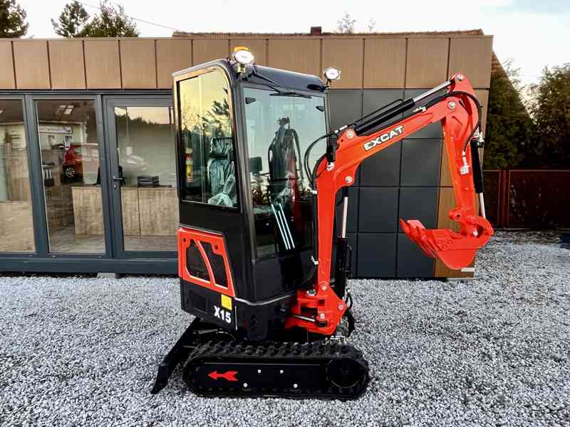 Minibagr EXCAT X15, 1,5T, JOYSTICK, 25KM, Kabinou - bazar - Hyperinzerce.cz