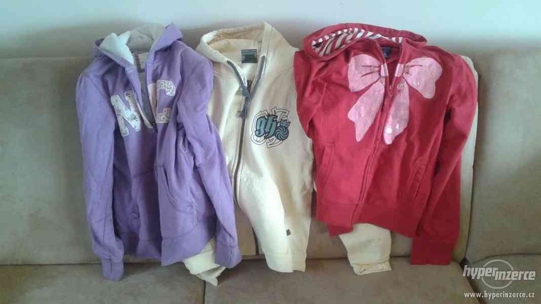 Prodám dívčí mikiny - bazar - Hyperinzerce.cz