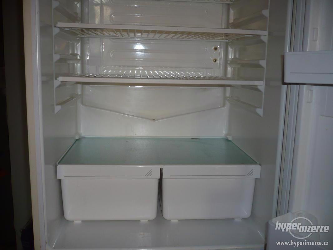 Lednice Calex s mrazákem 340 l - bazar - Hyperinzerce.cz