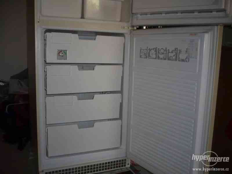 Lednice Calex s mrazákem 340 l - bazar - Hyperinzerce.cz