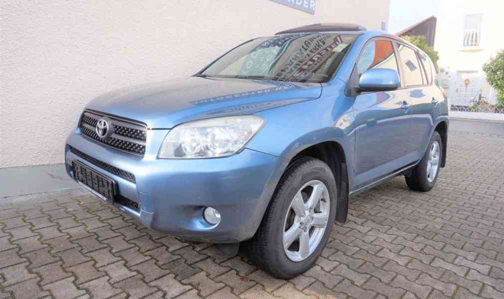 Toyota RAV 4 2.0VVT-i 4x4 Executive Aut. benzín 112kw - bazar ...