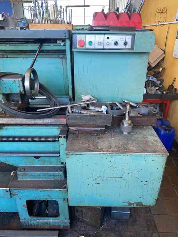 Hrotový soustruh TOS SUI 40 - bazar - Hyperinzerce.cz