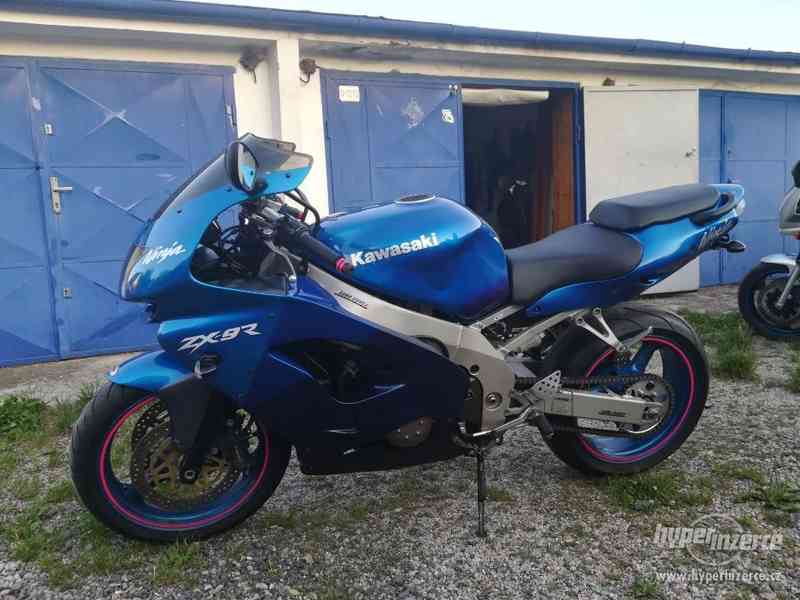 Kawasaki zx9r ninja r. v. 2000 - bazar - Hyperinzerce.cz