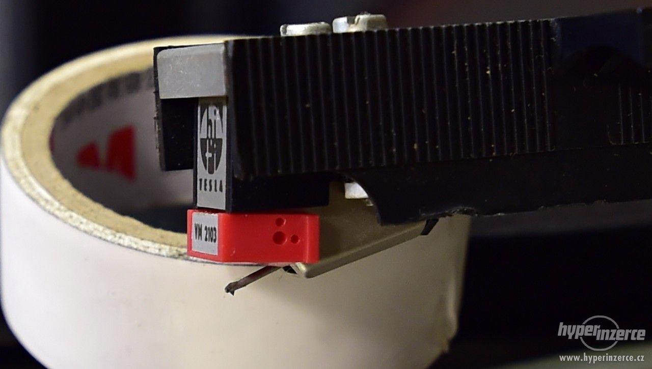 Tesla NZC 143 Gramofon - Tesla VM 2103 přenoska - bazar - Hyperinzerce.cz