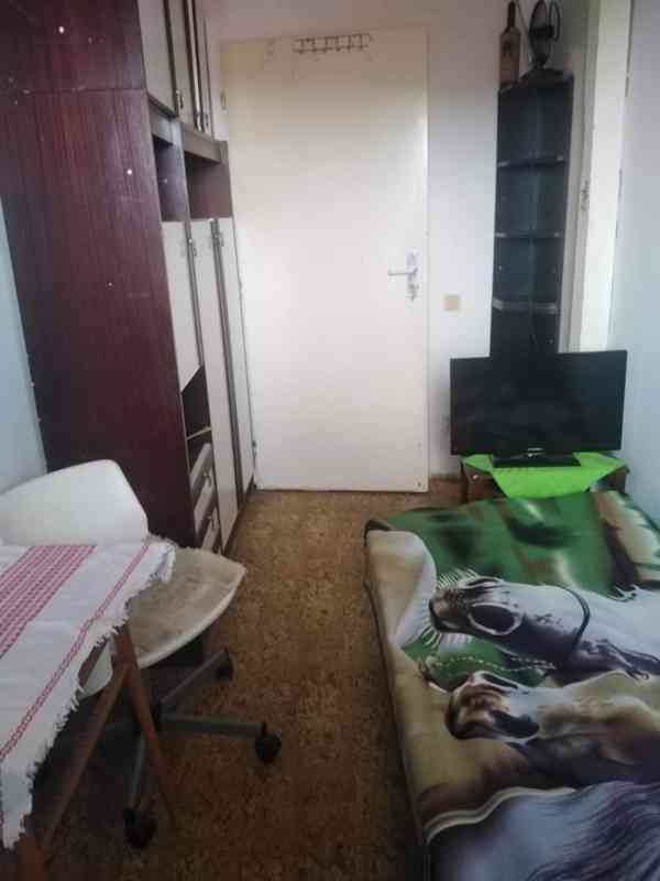 Pronajmu zařízený pokoj 8m2 - bazar - Hyperinzerce.cz