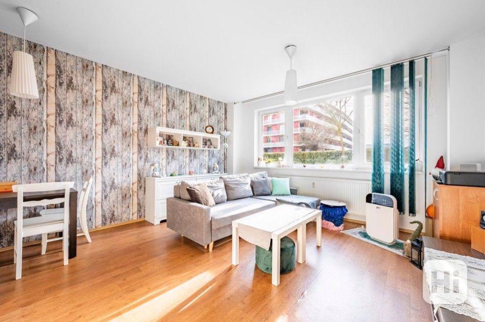 Prodej bytu 2+kk (52 m2) - bazar - Hyperinzerce.cz