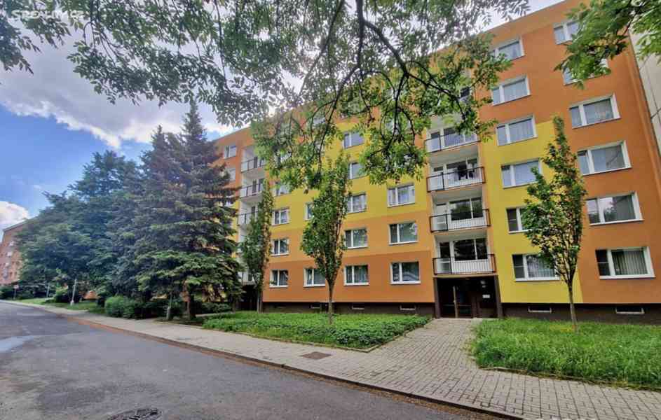 Pronájem bytu 1+1 36 m² - bazar - Hyperinzerce.cz