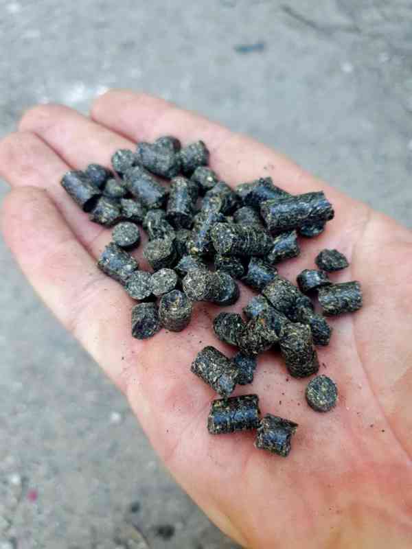 Pelety slunečnicové/Sunflower Husk Pellets - bazar - Hyperinzerce.cz