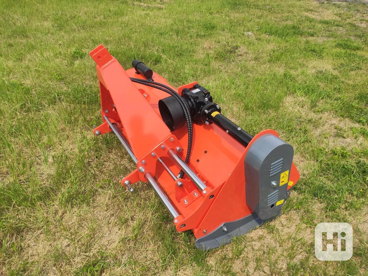 Mulčovač za traktor 135cm - 175 cm s posuvným - bazar - Hyperinzerce.cz