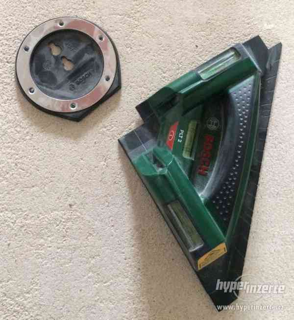 Laserový úhelník Bosch PLT 2 - bazar - Hyperinzerce.cz