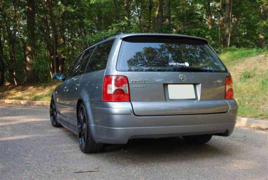 Spoiler VW PASSAT COMBI B5 B5.5 + blenda - bazar - Hyperinzerce.cz