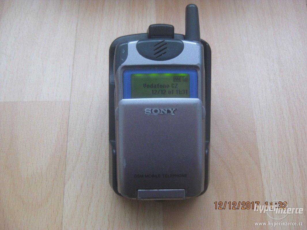 Sony CMD-Z5 a Sony CMD-Z7 z r.2001 s češtinou od 1.500CZK - bazar ...