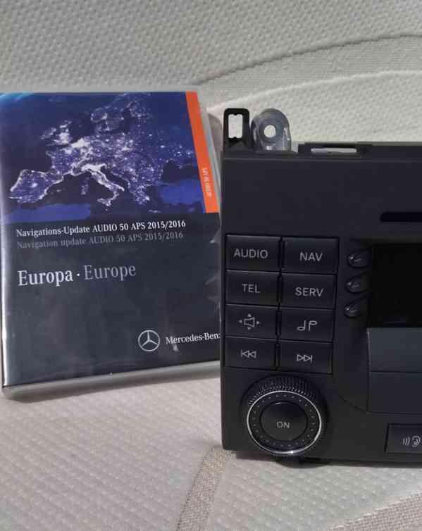 Mercedes Vito Viano W639 03-14 - AUTORÁDIO originál Navigace - bazar - Hyperinzerce.cz