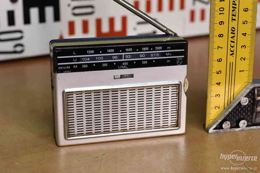 PHILIPS - mini rádio (8cm!!!) - bazar - Hyperinzerce.cz
