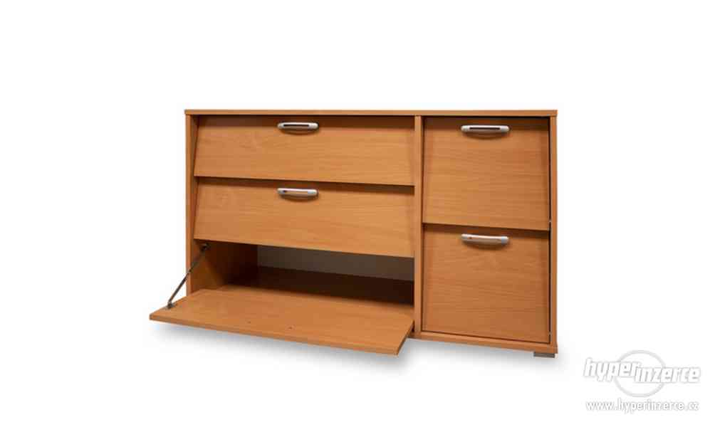Botník s předsíňovým panelem - bazar - Hyperinzerce.cz