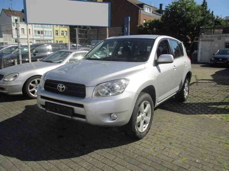 Toyota RAV 4 2,0i 4x4 benzín 112kw - bazar - Hyperinzerce.cz