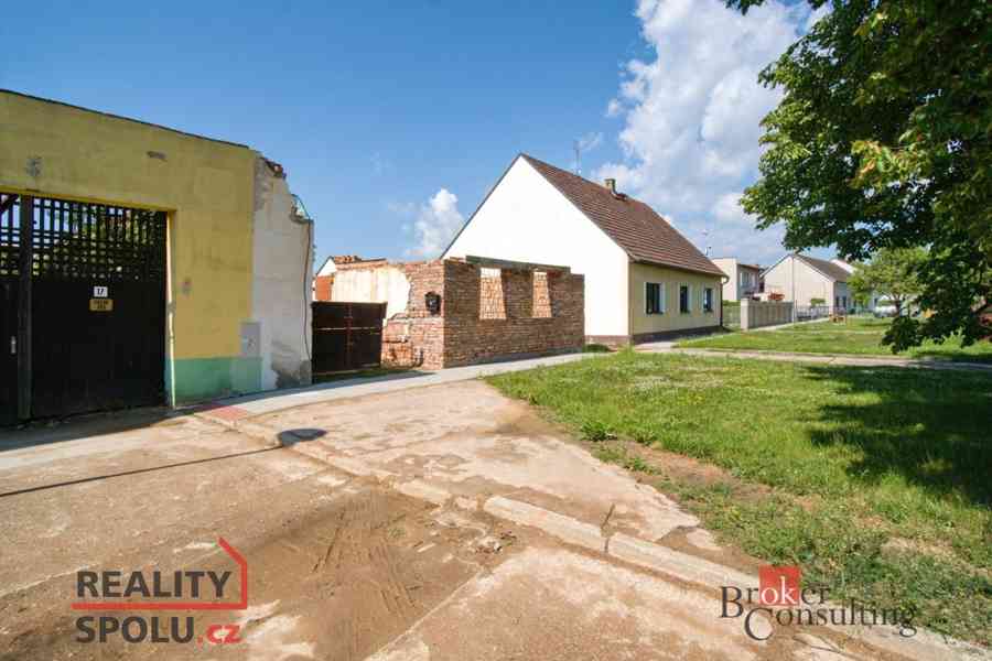 Prodej, Rodinné domy, 180 m2 - - bazar - Hyperinzerce.cz